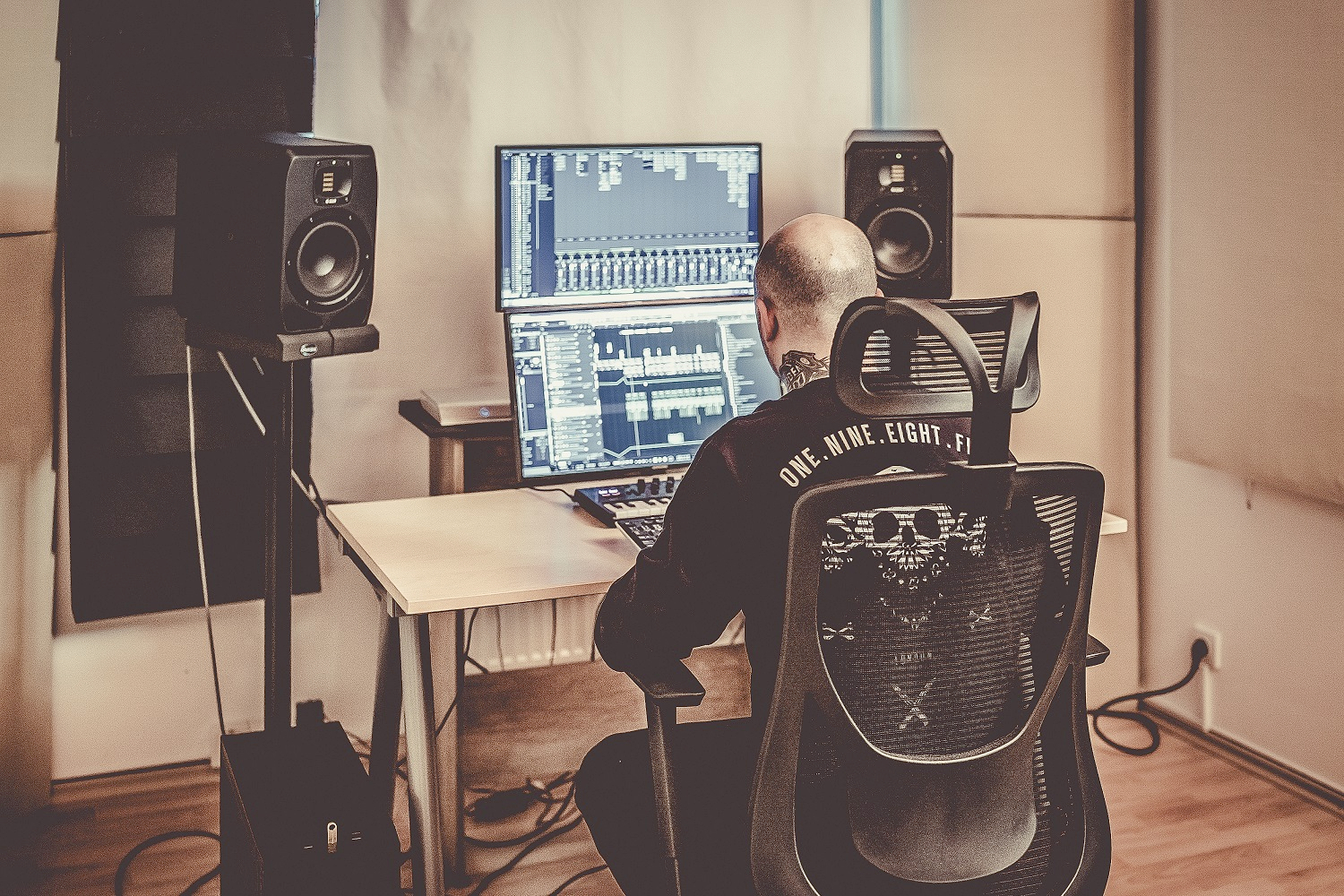 家用录音 with ADAM Audio - Solutions